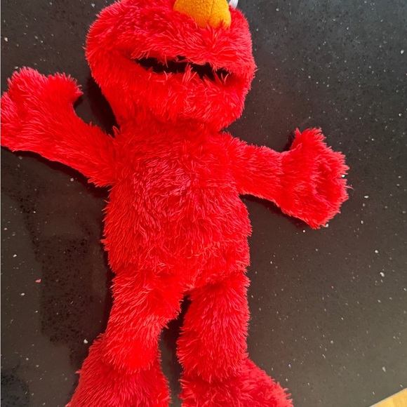 Sesame Street | Toys | Sesame Elmo Plushthis Is A Laughing Talking ...